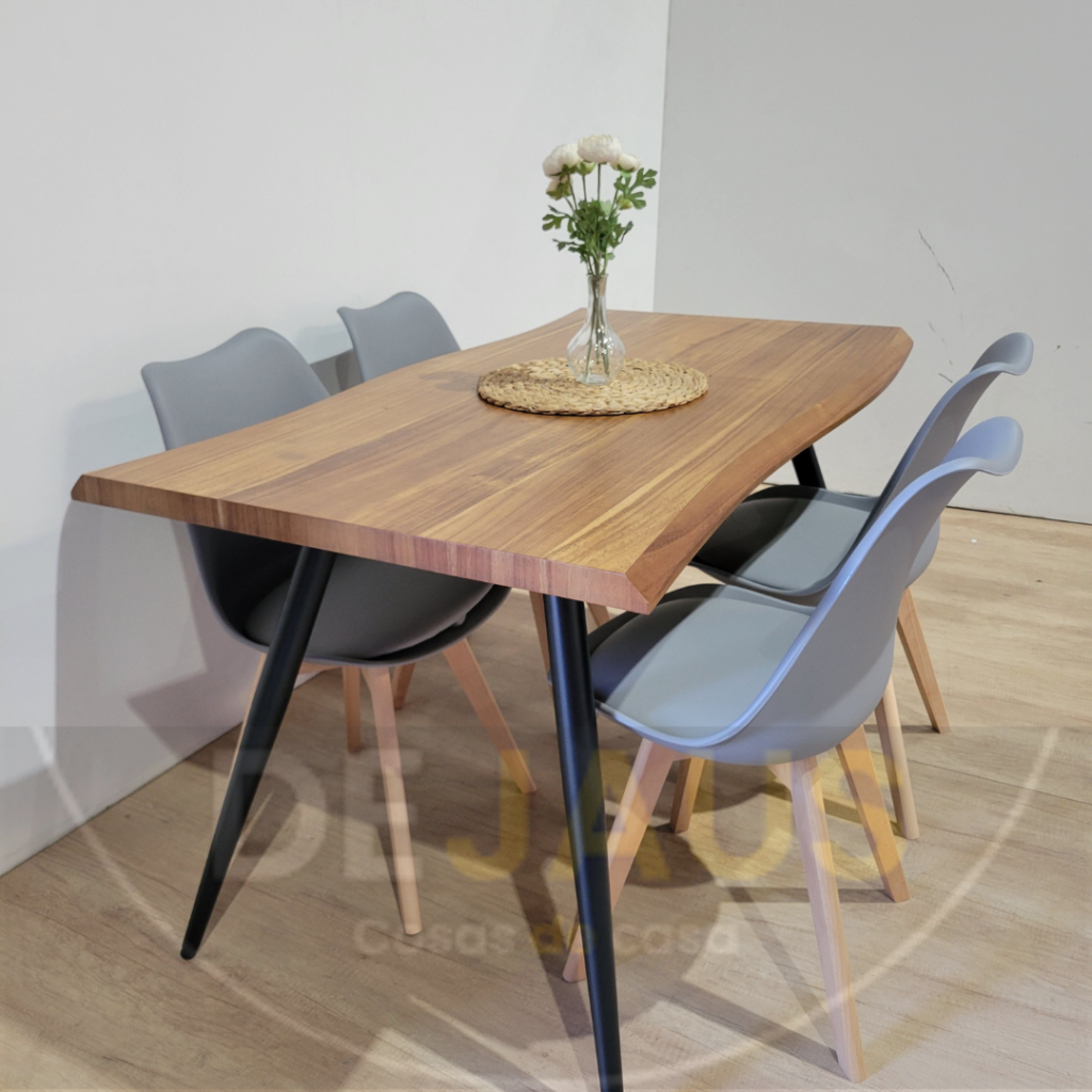 Mesa Rectangular Nordica con 4 Sillas Tulip - Dejaus